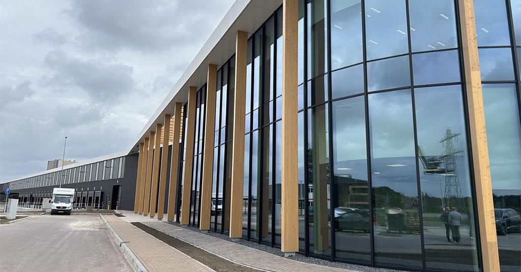 First look of Foot Locker´s new EMEA distribution center | News briefs ...
