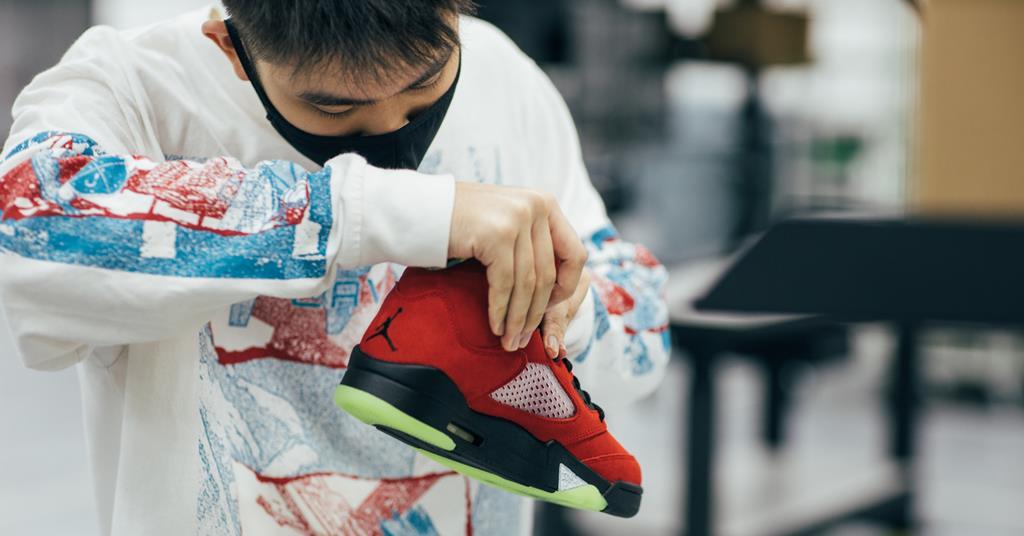 StockX | The platform which learnt from its competitors and became a ...