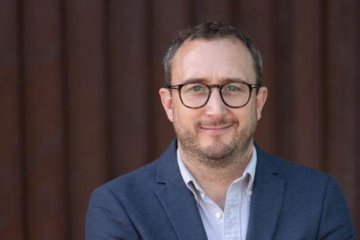 Personar names Tony Page Managing Director of Global Professional ...