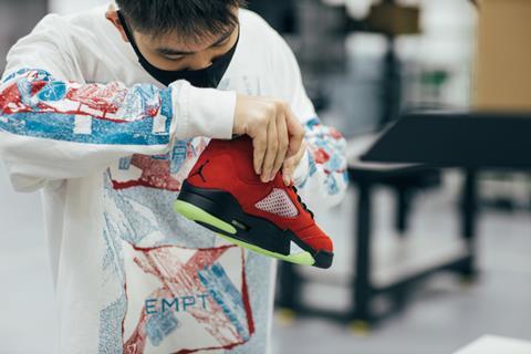 StockX | The platform which learnt from its competitors and became a ...